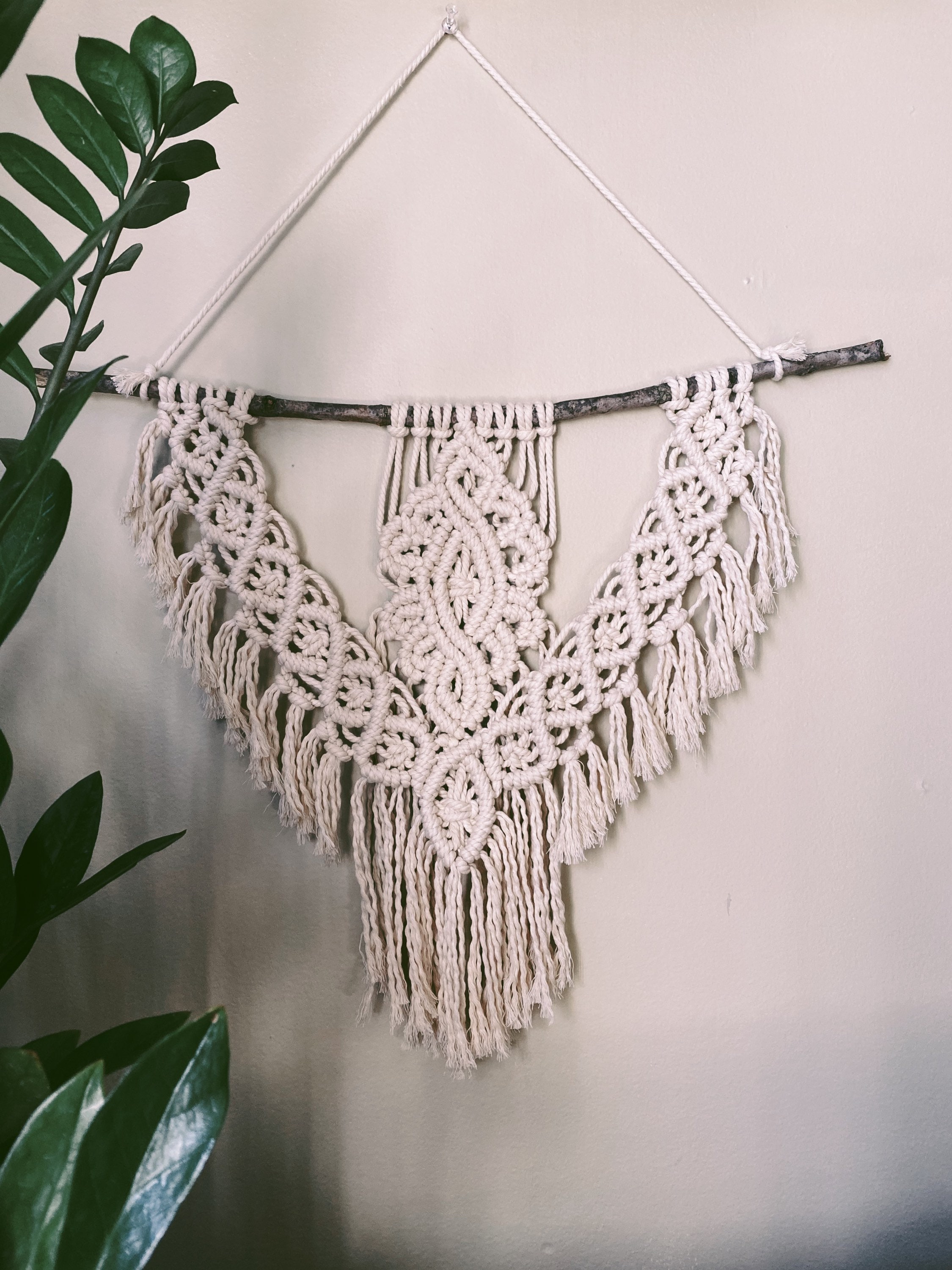 Celtic Design Handmade Macrame Wall Hanging - Etsy.de