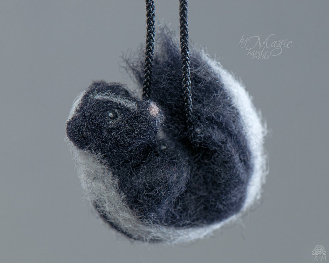 Needle Felted Skunk, Small Wool Pendant, Skunk Necklace, Felted Animal ...
