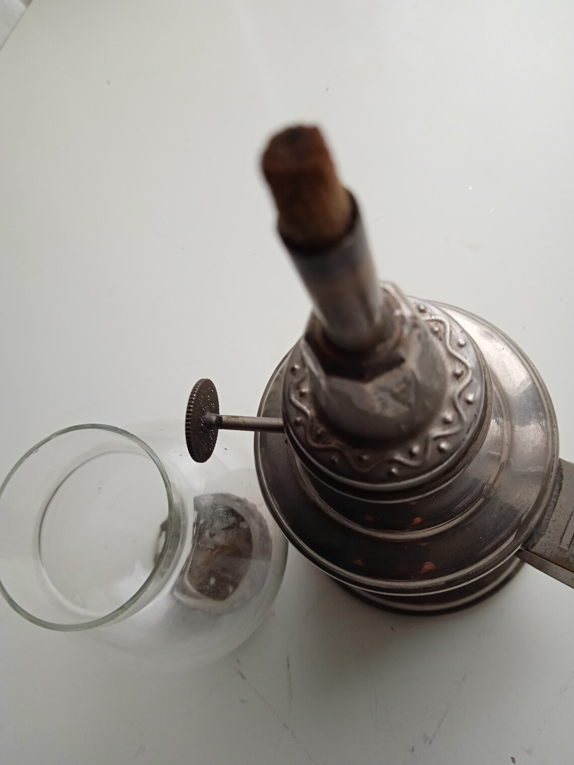 Antique Pigeon Lampe, Engraved Bird Logo 'les Hirondelles' swallows ...