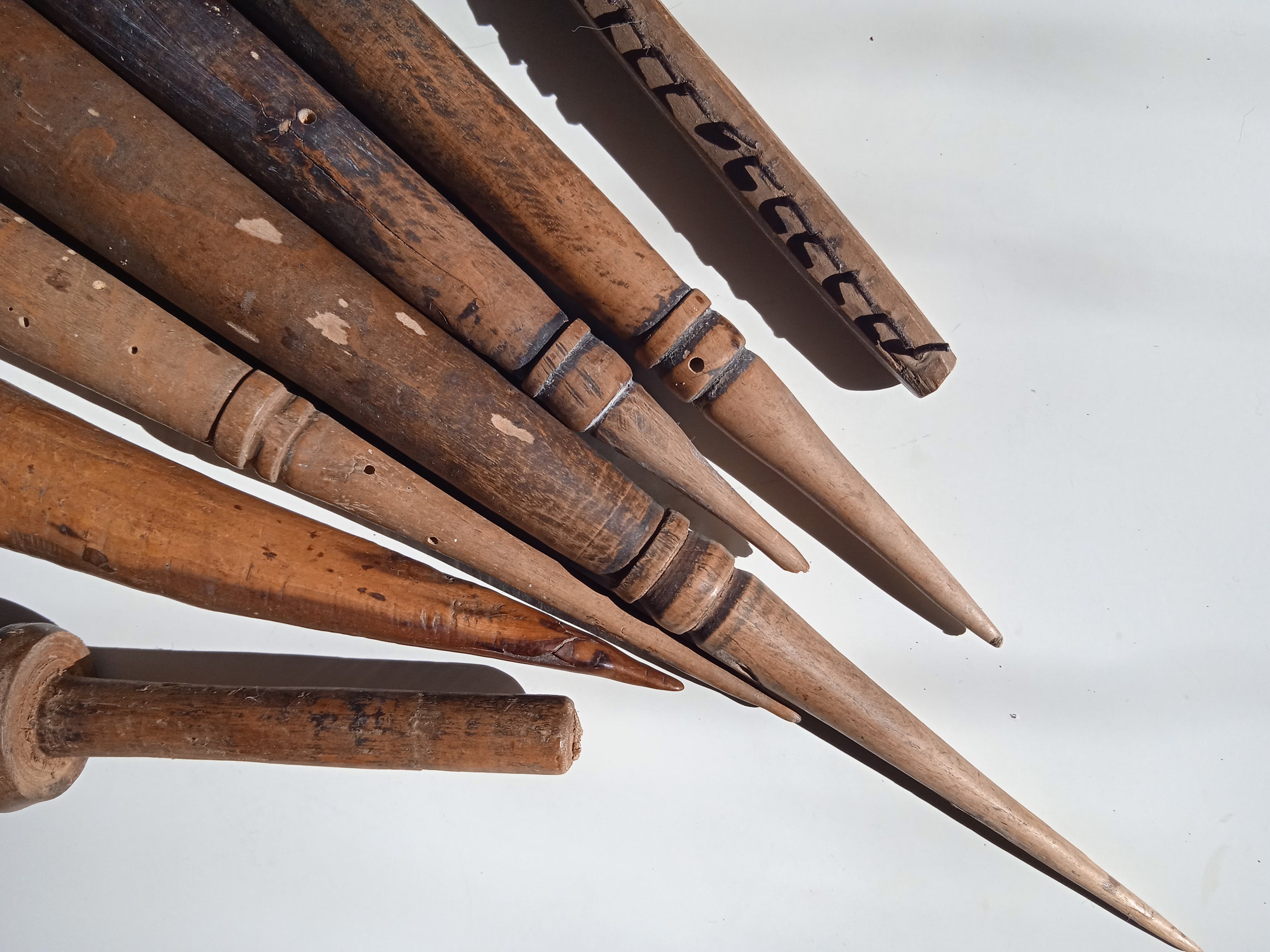 Rare Antique French Spinning Wheel Hand Thread Spinning Rustic Wooden ...