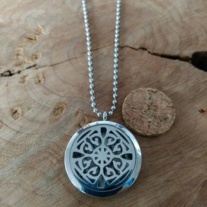 Stainless Steel Diffuser Locket Necklace Cork Aromatherapy Essential ...