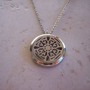 Stainless Steel Diffuser Locket Necklace Cork Aromatherapy Essential ...