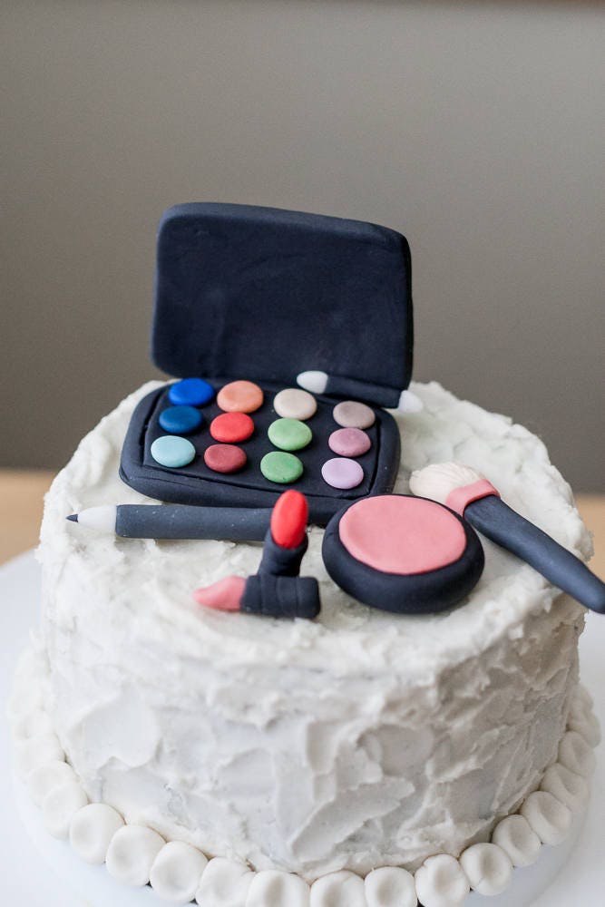 Make-up Themed Cake Topper Set - Etsy