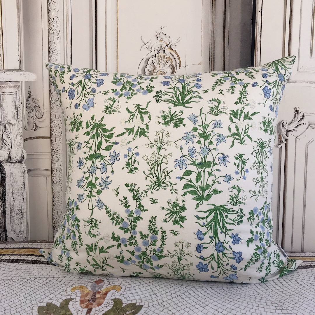 Modern Vintage Light Sky Blue Floral Pattern Cushion Cover With Pale ...