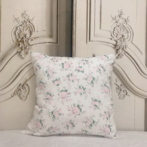 Modern Vintage Pink Roses Floral Pattern Cushion Cover With White ...
