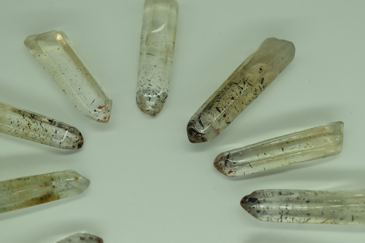 Strawberry Quartz Medium Point Crystal Stone Rock | Etsy