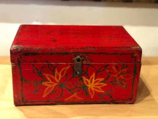 Red Wooden carved box, Red painted Vintage handcart jewelry box, wooden ...