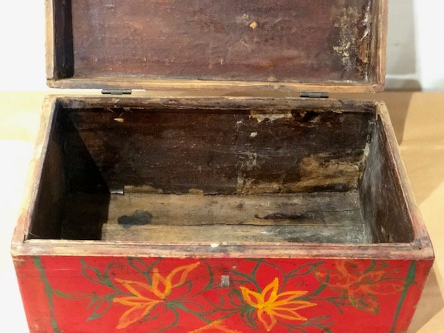 Red Wooden carved box, Red painted Vintage handcart jewelry box, wooden ...