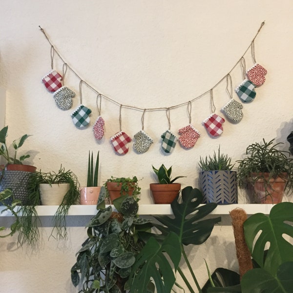 Mitten Garland - Etsy