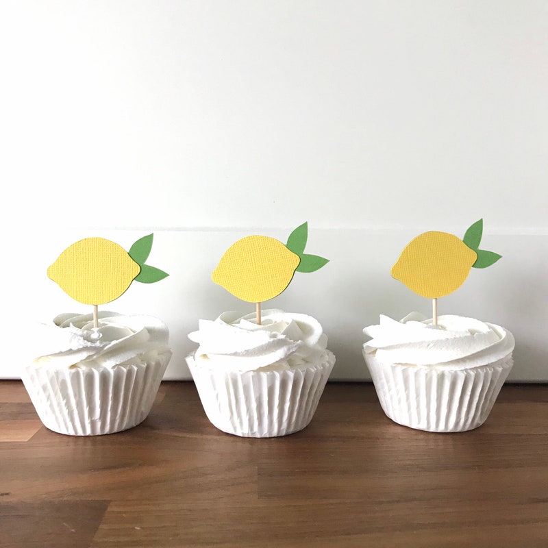 Lemon Cupcake Topper - Etsy