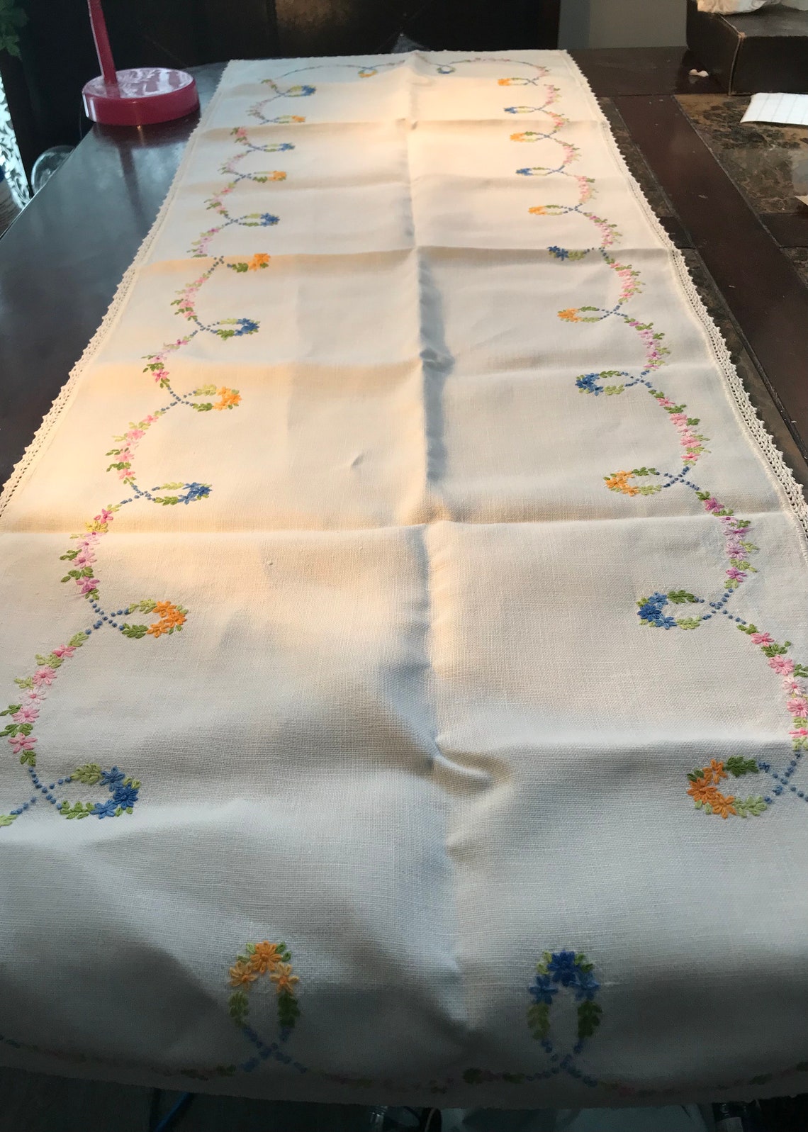 Beautiful Vintage Handmade Table Runner Embroidered With Crocheted ...