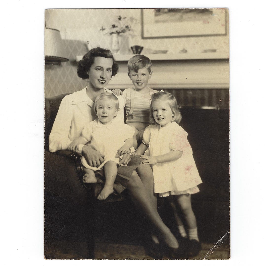 Betty, Joe, Ellen, and Liz. 1946 Photo Portrait of a Woman and Three ...