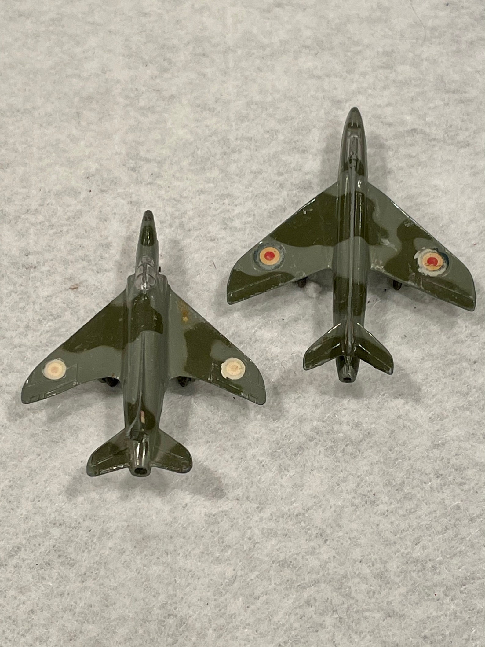 Vintage Dinky Toys British Military Planes 734 and 736 E4 - Etsy