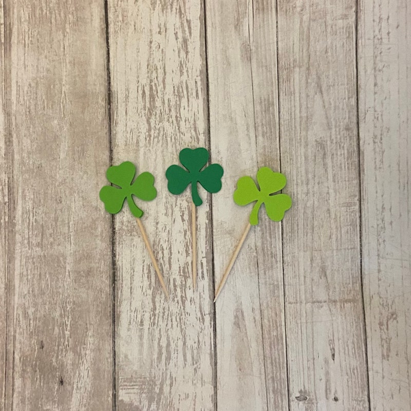 Shamrock Cupcake Toppers - Etsy
