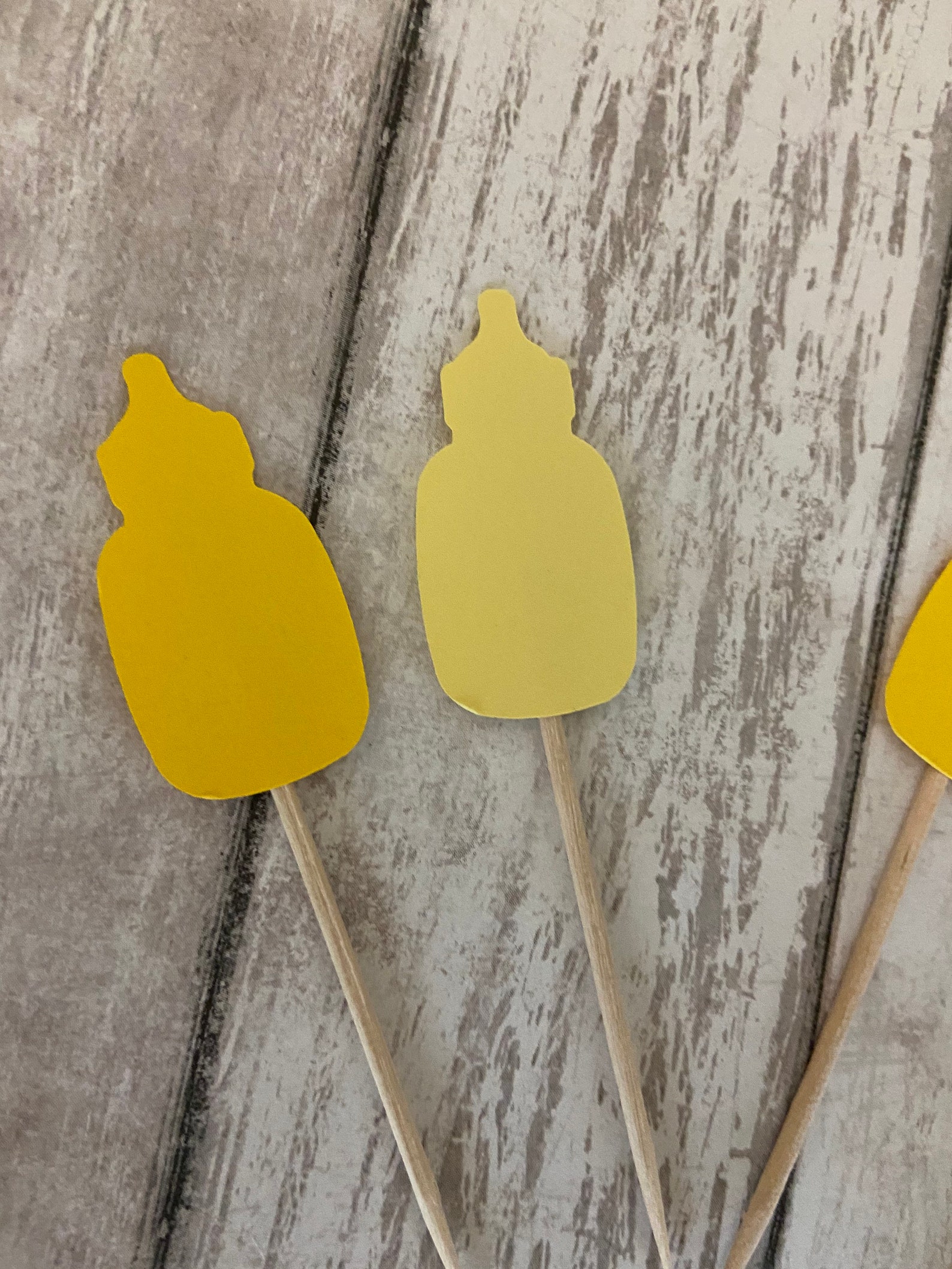 24 Yellow Baby Bottle Toothpicks, Baby Shower, Neutral Baby Shower ...