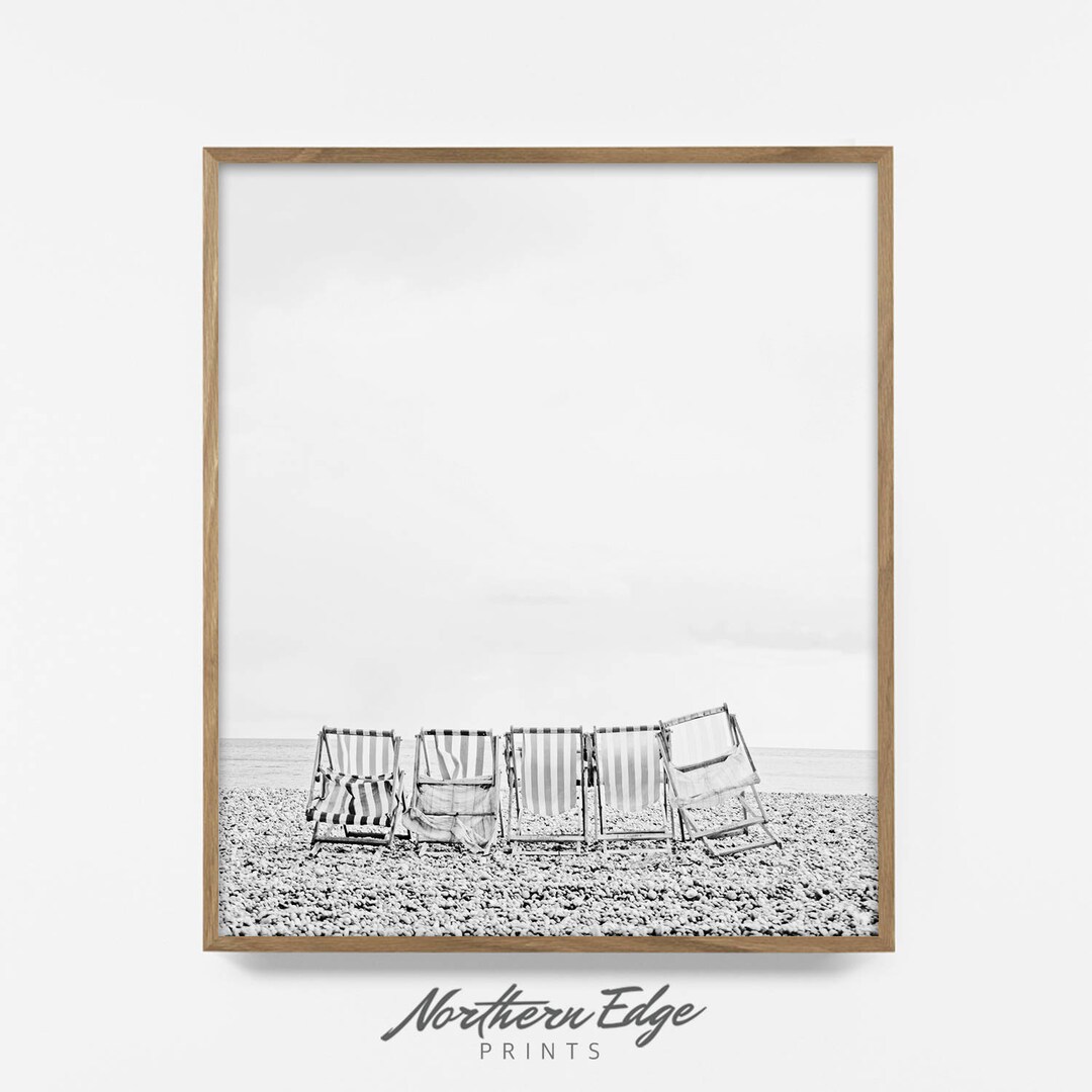 Bw Retro Beach Chair Print, Vintage Beach Photography, Bw Vintage Beach ...