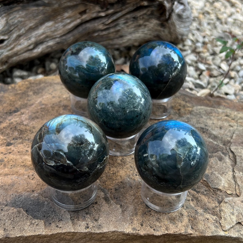 Blue Flash Labradorite Spheres (50mm) With Acrylic Stands - Stunning ...