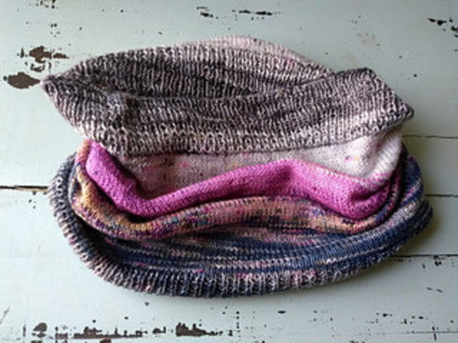 Fast Fade Cowl PDF Downloadable Knitting Pattern - Etsy