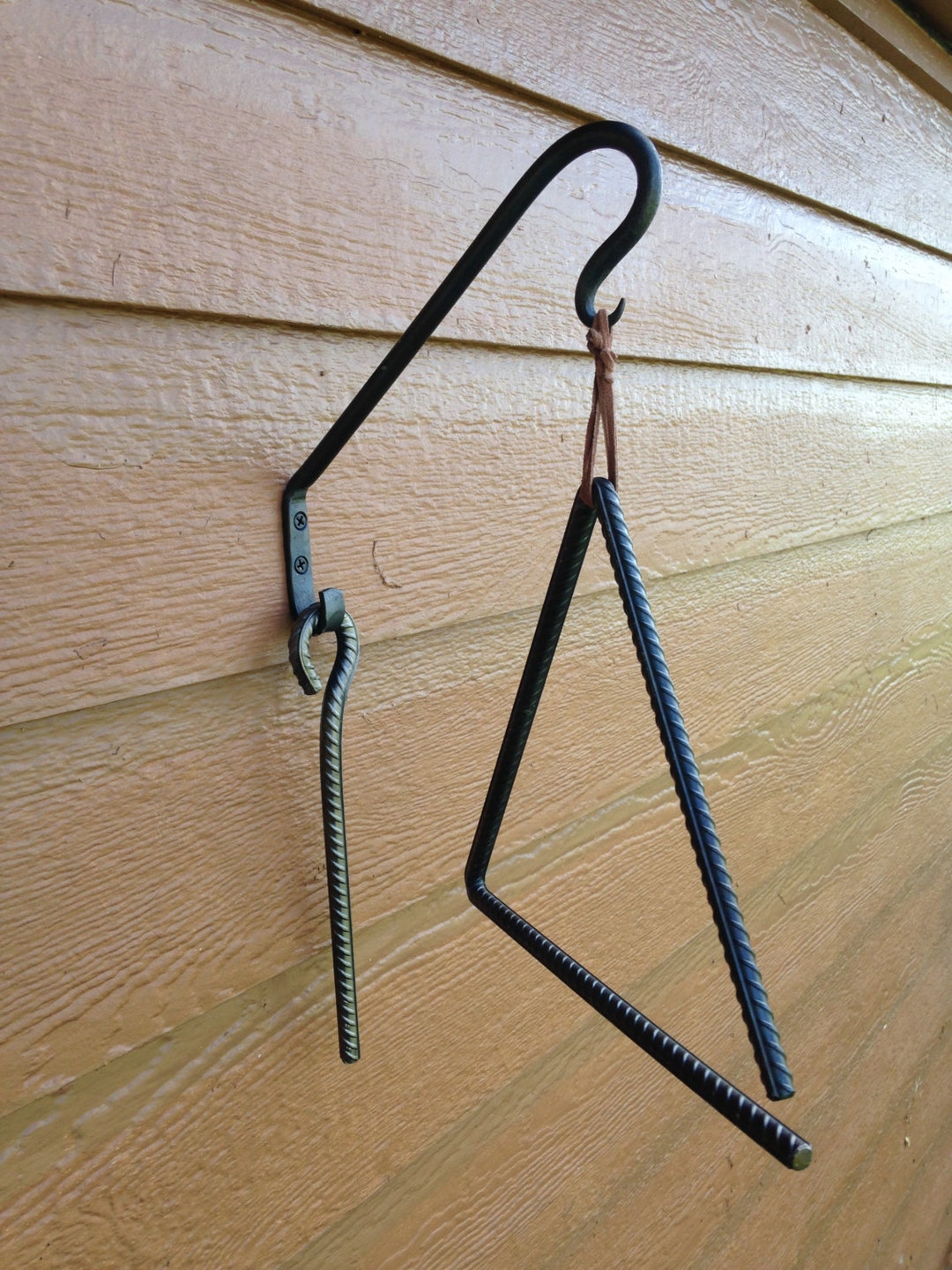 Hand Forged Re-bar Dinner Triangle and Mounting Hook - Etsy