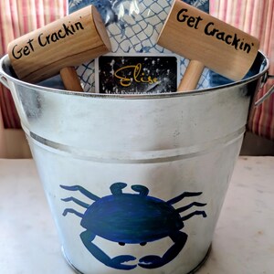 Blue Crab Bucket, 32 Napkins, 2 Crab Mallets - Etsy