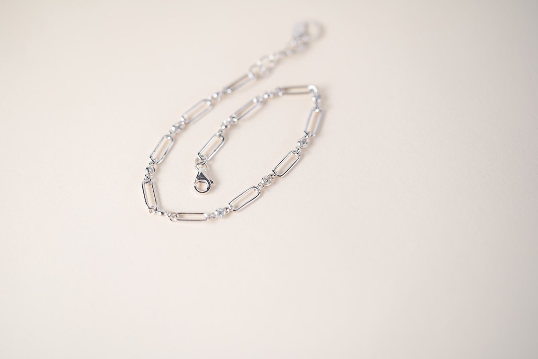 14kt Gold Paperclip Chain Bracelet With Diamonds - Diamond Bracelet ...