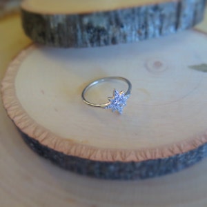 Sterling Silver Sparkle Starburst Ring | Star Ring | Cluster Ring ...