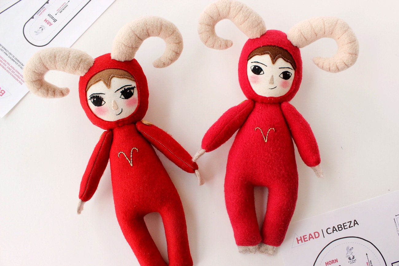 Aries Doll PDF Sewing Pattern & Tutorial english / Español Patrón Y ...