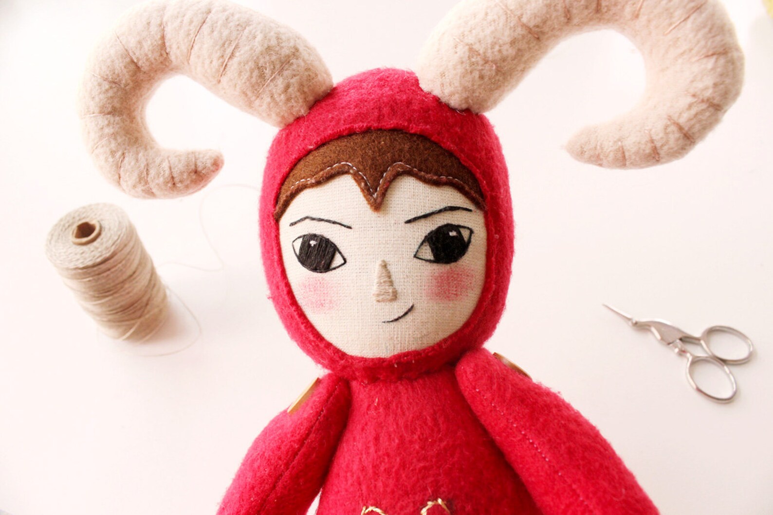 Aries Doll PDF Sewing Pattern & Tutorial -english / Español- Patrón Y ...