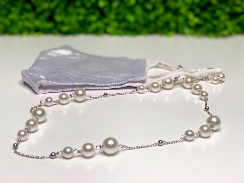 Face Mask Chain Strap Handmade Pearl Chain in Gold - Etsy