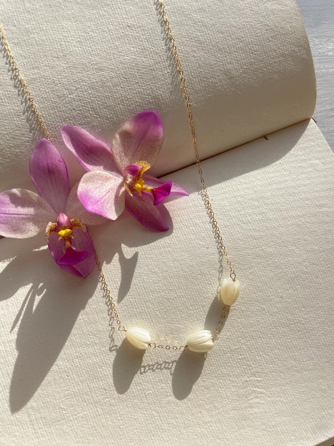 Triple White Mother-of-pearl Pikake Necklace, Hawaii Lei Flower Jewelry ...
