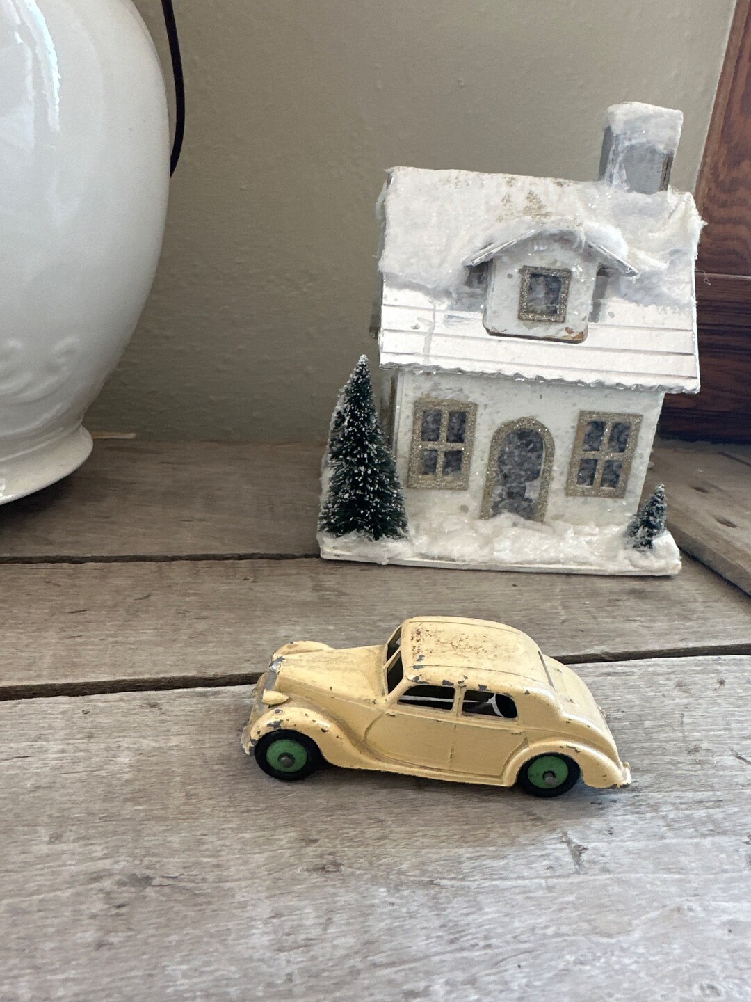 Dinky Toys Riley Cream Saloon Sedan 40A - Etsy