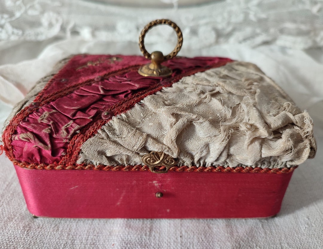 Antique French Box Jewelry Box Silk Box True Vintage Destroyed Damaged ...