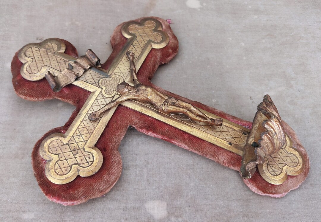 ANTIQUE Very Old Cross With Shell Holy Water Vessel Crucifix Metal ...