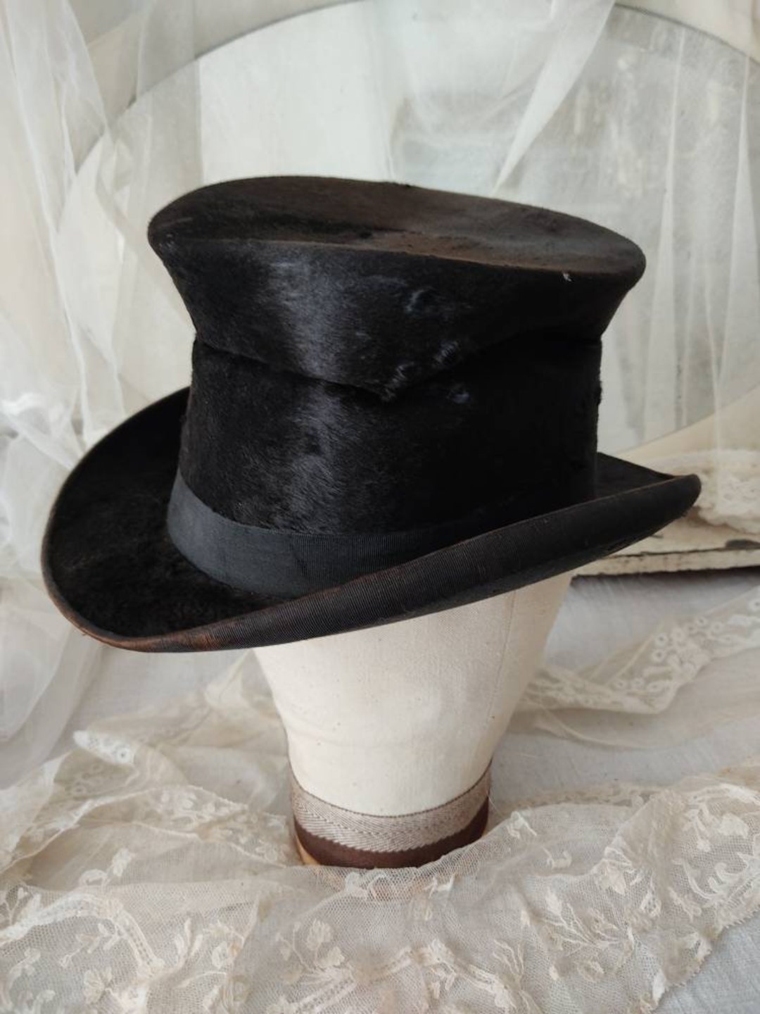 ANTIK Rabbit Fur Cylinder Old With Kink Destroyed Hat Vintage Belle ...