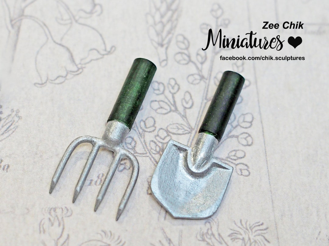 Miniature Garden Spade & Rake Set Scale 1:12 Doll House Decorations ...