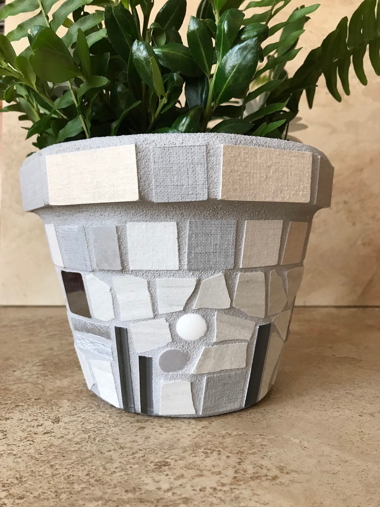 Glass & Tile Mosaic Flower Pot, Gray-white Outdoor Patio Pot, Indoor ...
