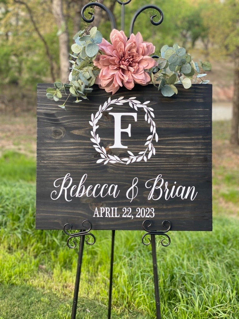 Wedding Welcome Sign Wedding Entrance Sign Laurel Wreath - Etsy
