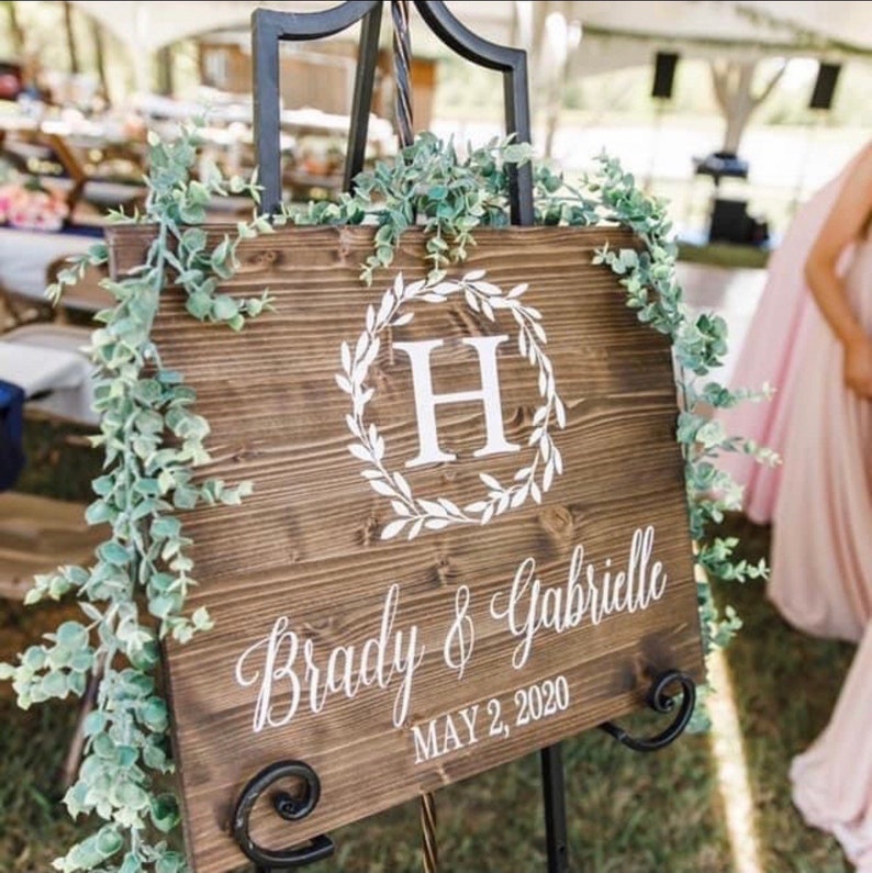 Wedding Welcome Sign Wedding Entrance Sign Laurel Wreath - Etsy