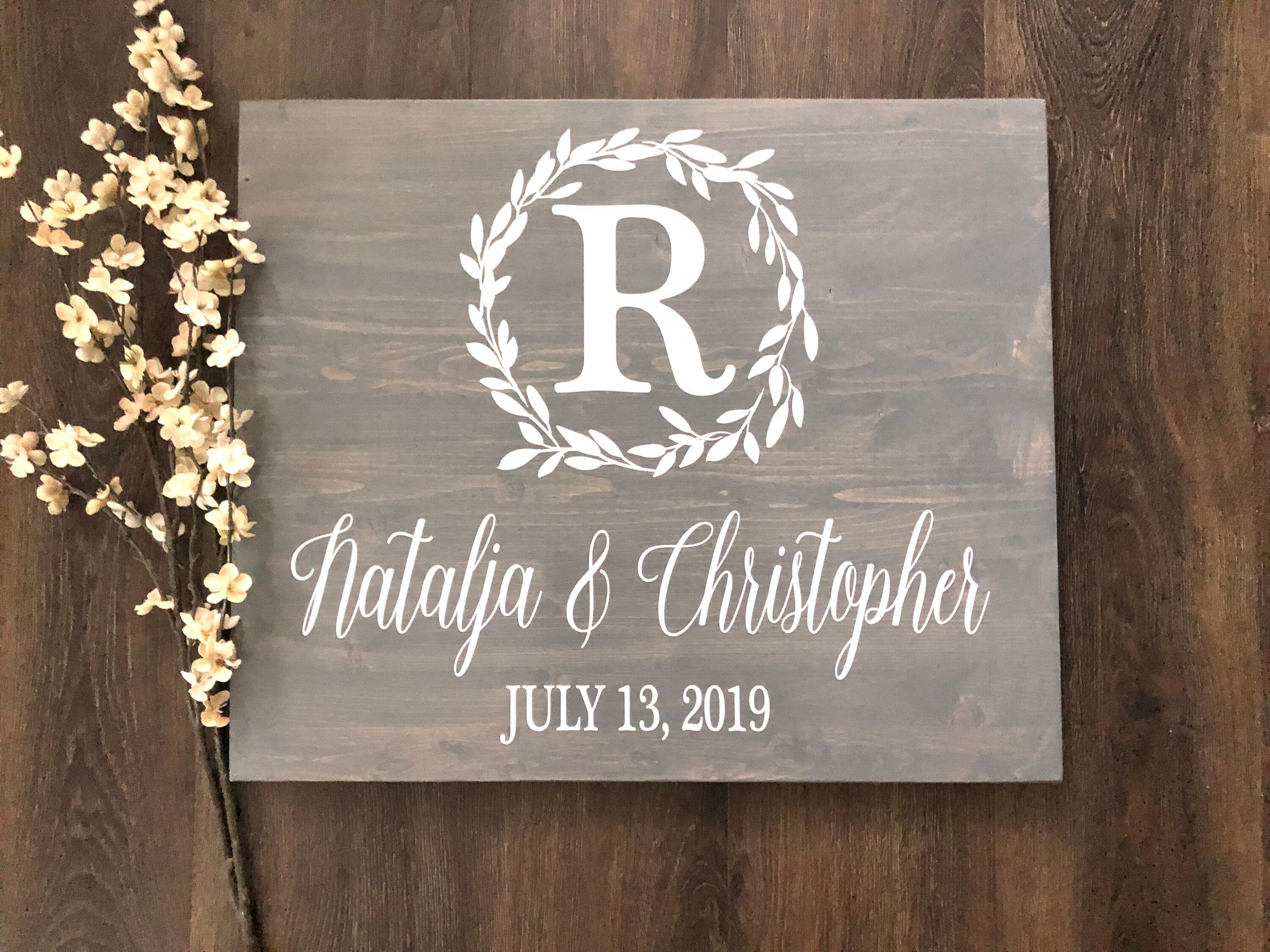 Wedding Welcome Sign, Wedding Entrance Sign, Laurel Wreath Wedding Name ...