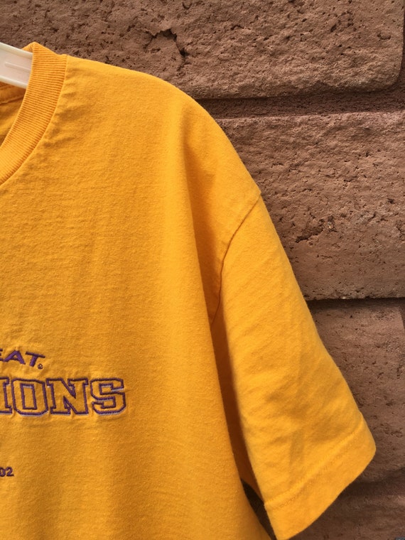 La Lakers T Shirt Three Peat Nba Championships Los An… Gem