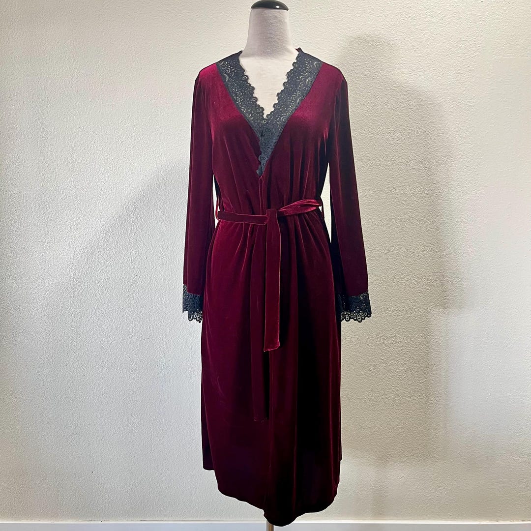 Burgundy Velvet and Lace Robe, Goth Hollywood Regency Style. - Etsy