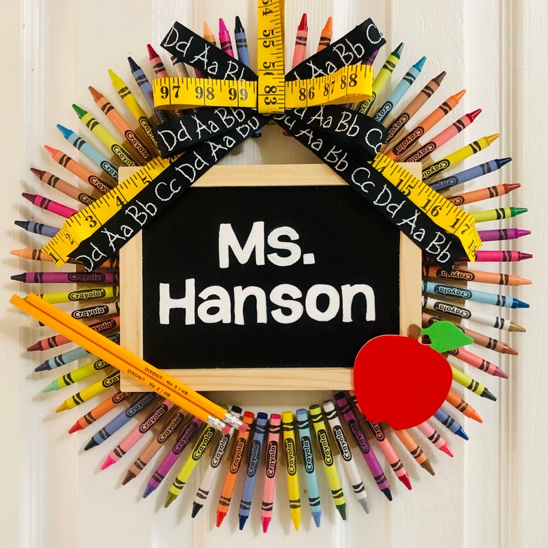 Crayon Wreath Back to School Gift Teacher Gift Classroom - Etsy