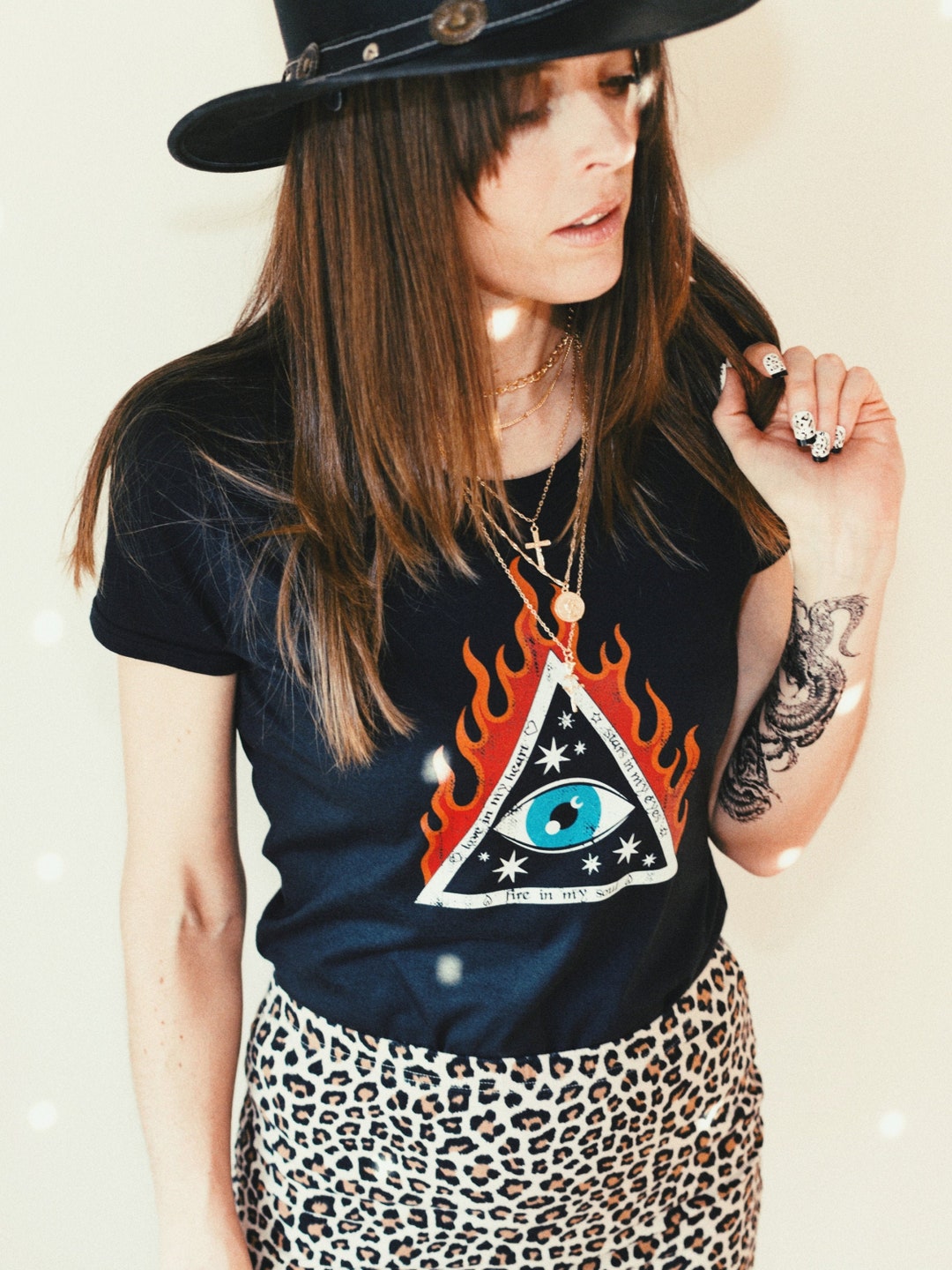 All Seeing Eye Graphic Tee Women's Rock N Roll Witchy Clothing Tarot ...