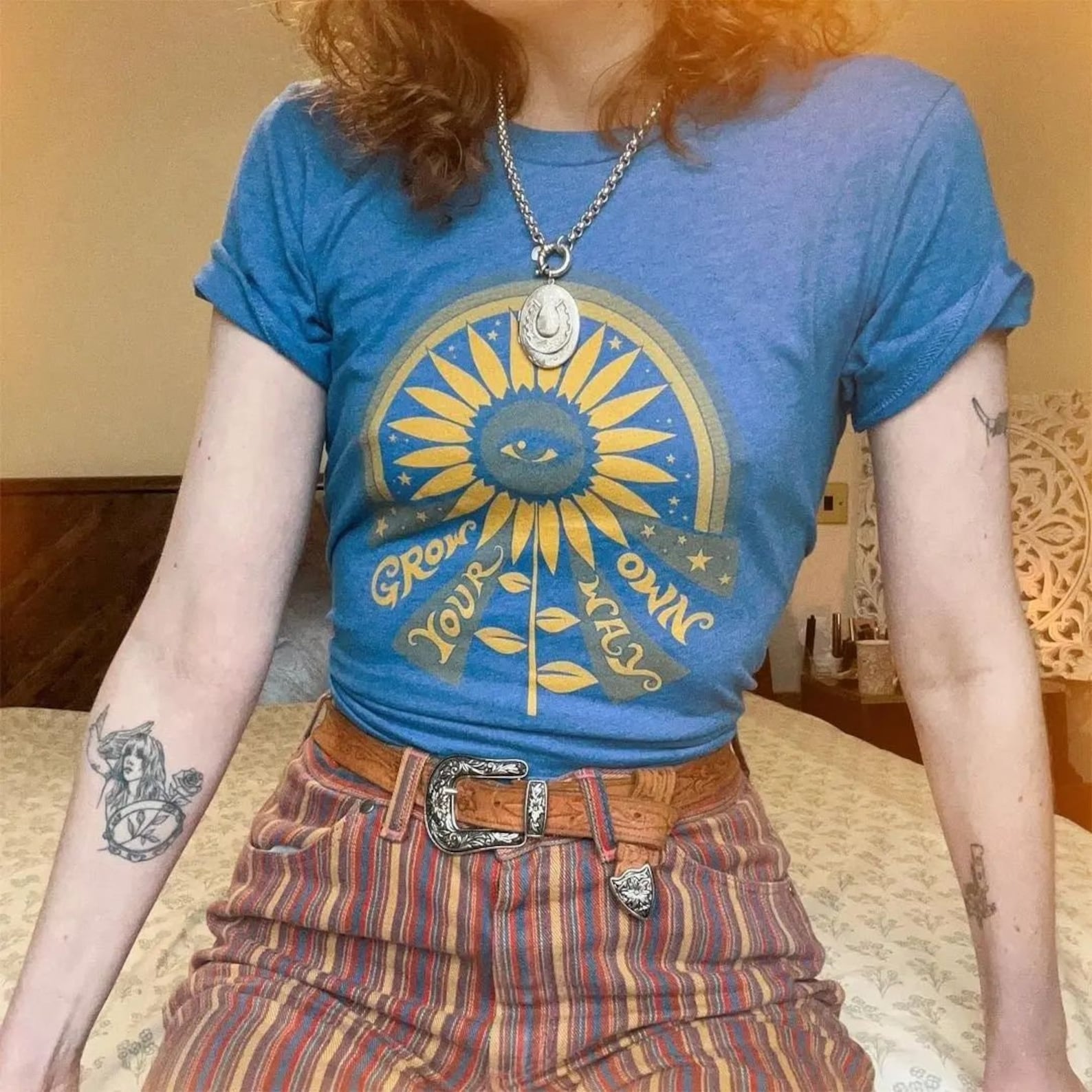 Womens Graphic Tees Grow Your Own Way 70s Graphic Tee for Women Vintage ...