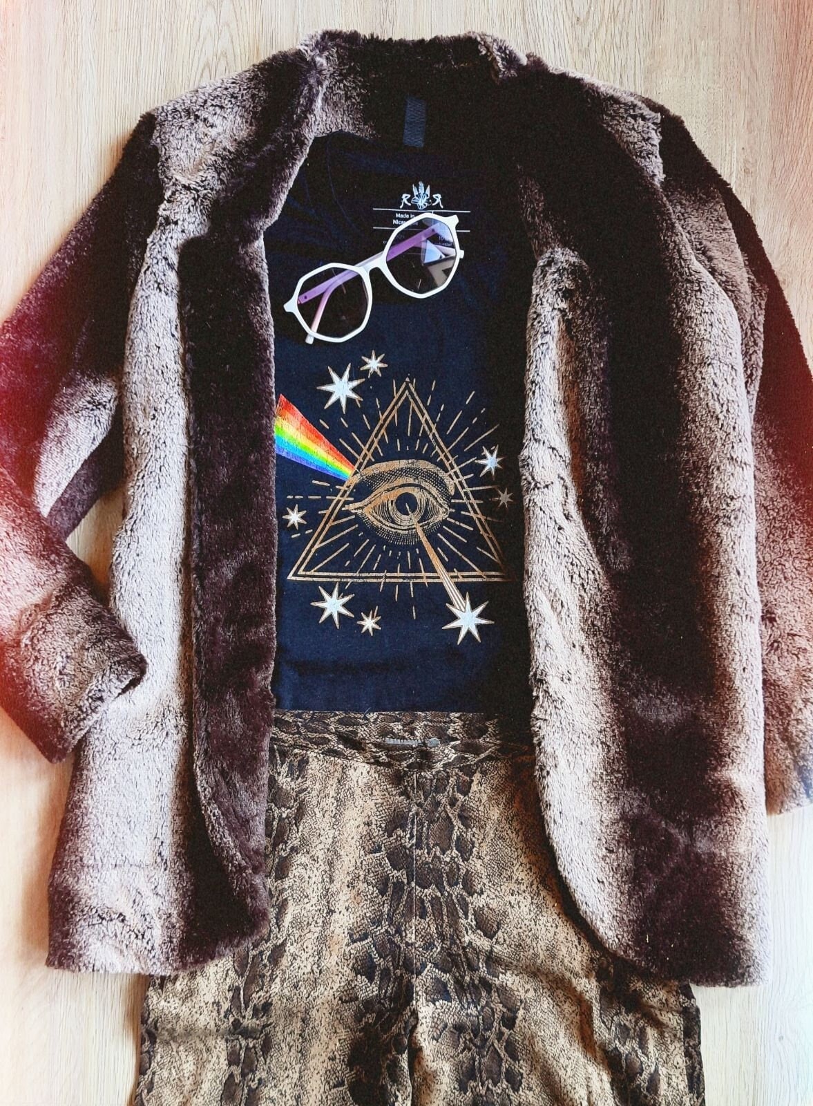 Evil Eye Graphic Tee Women's Rock N Roll Witchy Clothing Tarot ...