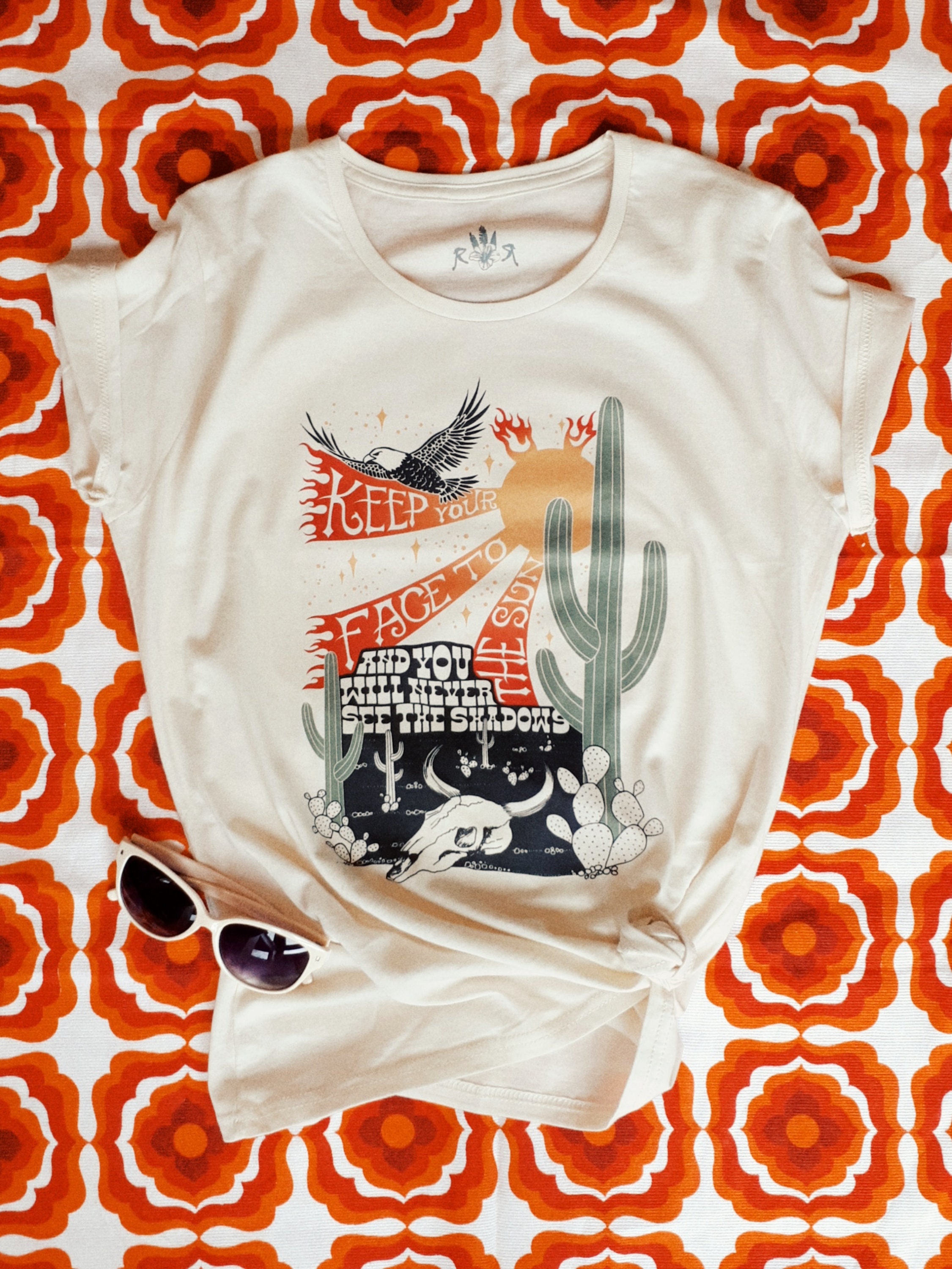 Vintage Desert Shirt Womens 70s Graphic Tees Southwestern Eagle Arizona ...