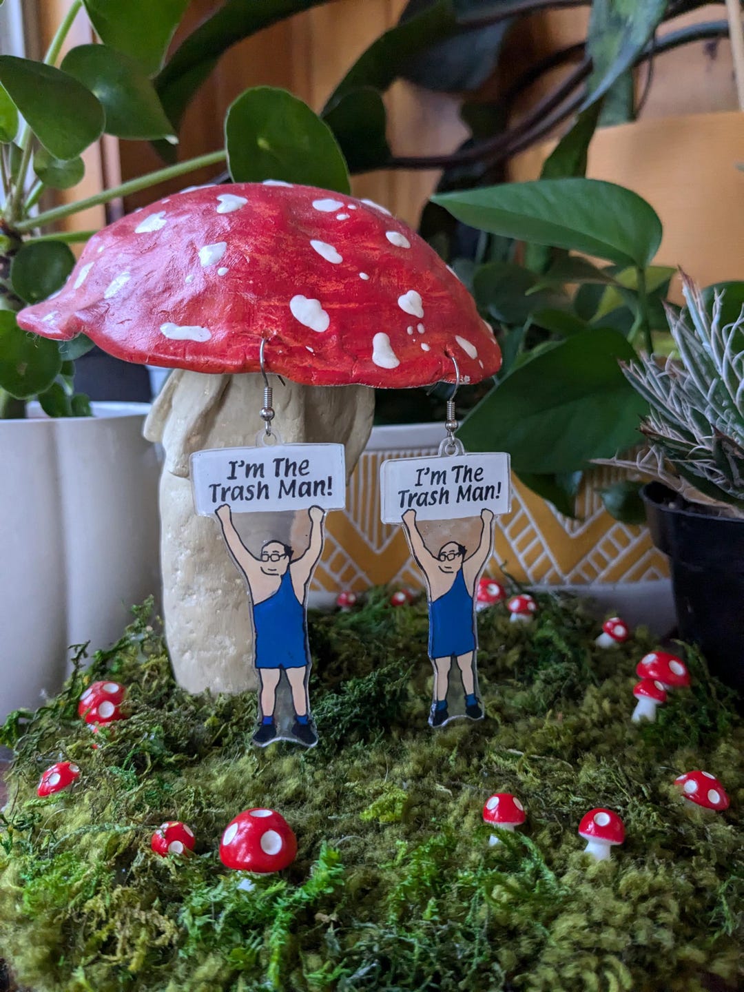 The Trash Man Danny Devito Always Sunny Novelty Earrings Hand Painted ...