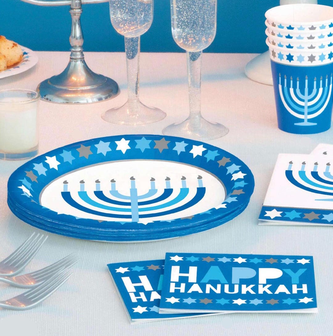 Menorah Party Plates - Hanukkah Party Decorations, Chanukah Party ...