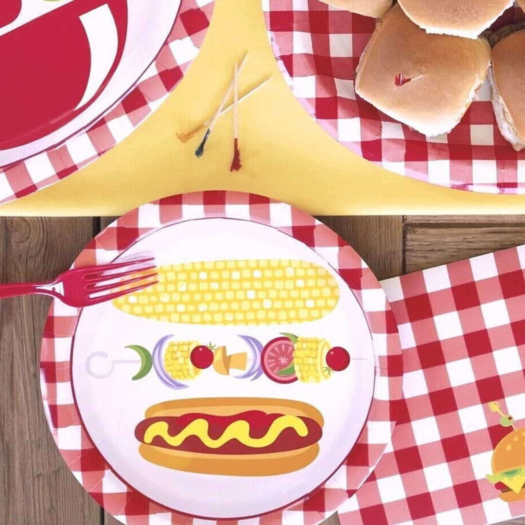 BBQ Party Plates, Cookout Birthday Party, Fathers Day Dinner, Back Yard ...