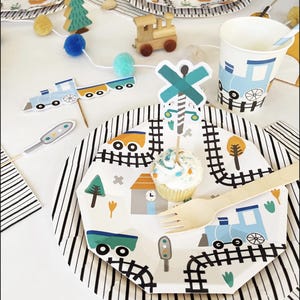 Train Cake Plates - Train Birthday Decorations, Transportation Party ...